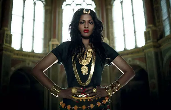 M.i.A.新しいJalouseのインド人の王女の役割