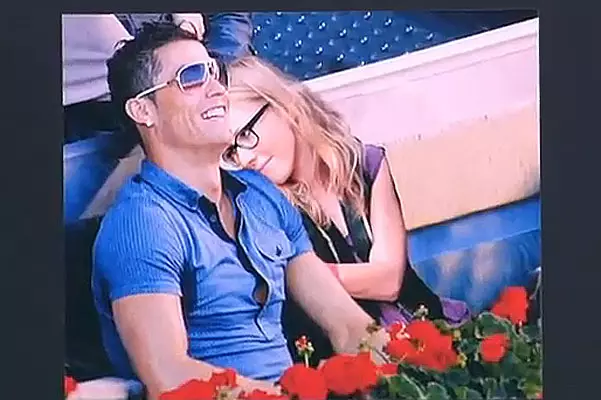 Stock Cristiano Ronaldo et Ksenia Sobchak sur le spectacle