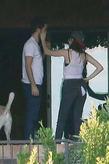 Robert Pattinson iyo Kristen Stewart