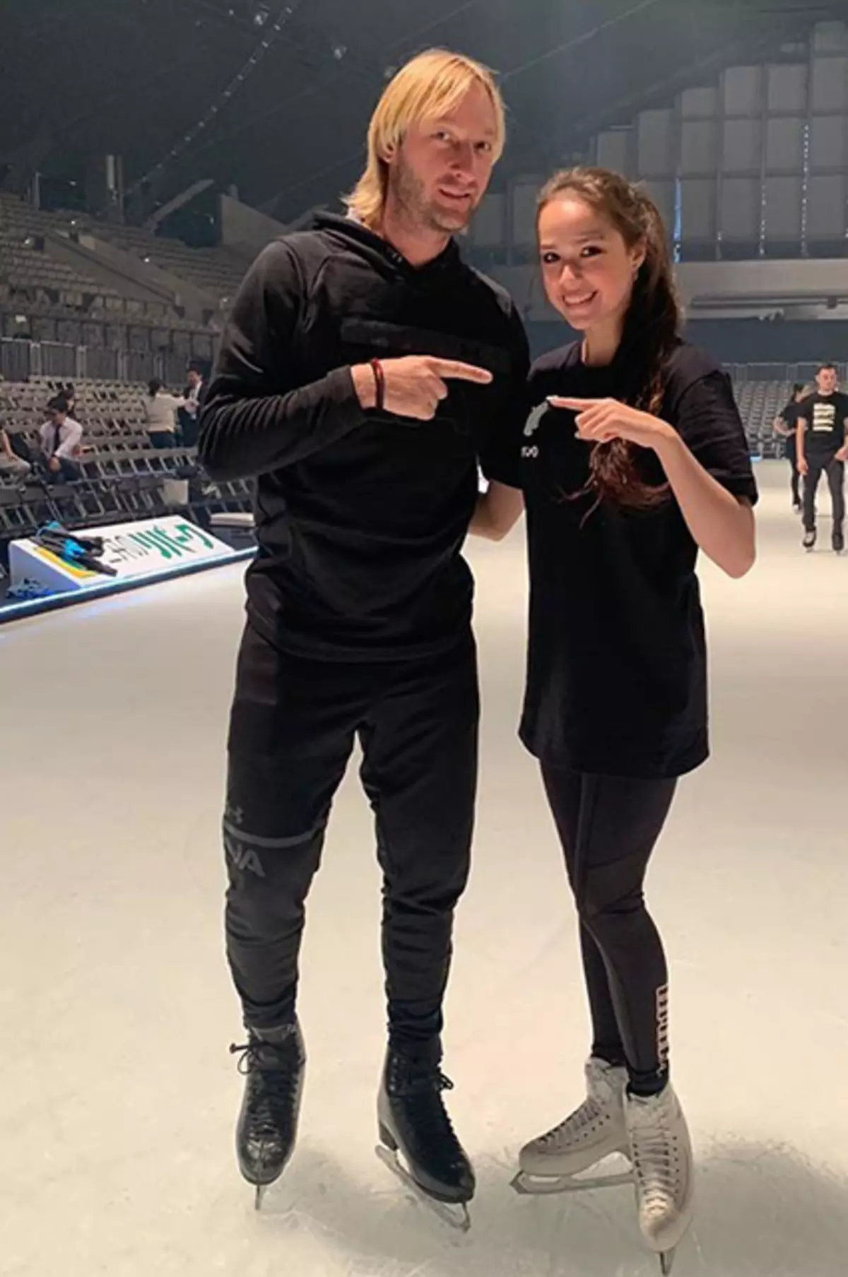 Evgeny Plushenko eta Alina Zagitova