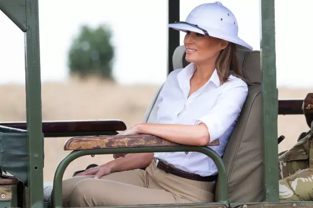 Melania Trump mengutuk bahawa ia muncul di Kenya dalam imej