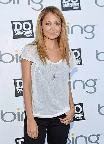 Nicole Richie and other stars at a charitable action in New York 95699_3