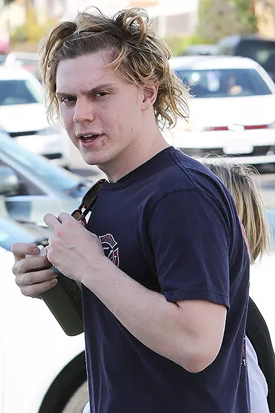 Evan Peters.