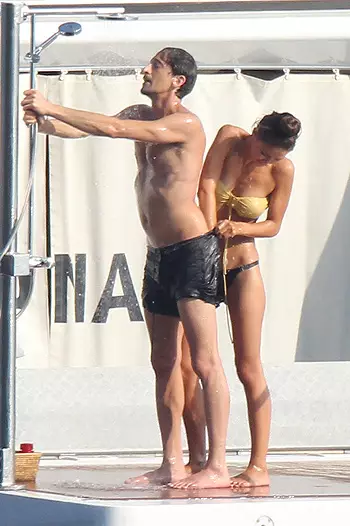 Menoana Meno a Magic: Adrian Brody ka Yacht ho San Tropez 96267_13