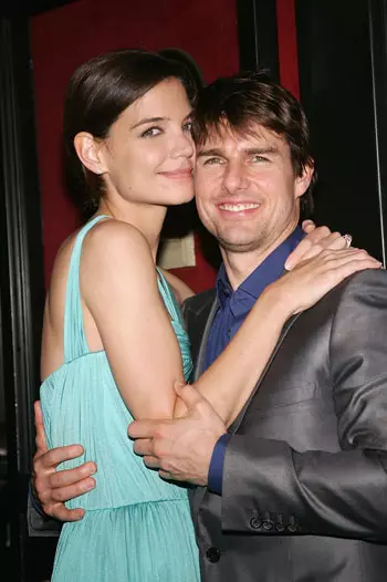 Divorcio Katie Holmes e cruceiro Tom: Causas e consecuencias 97050_5