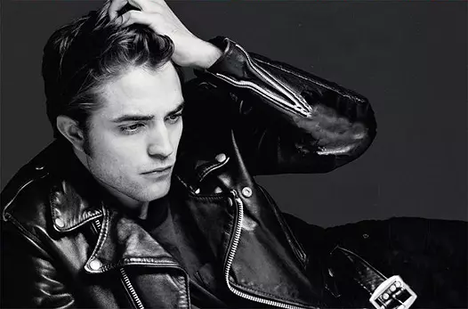 Robert Pattinson σε μια συνέντευξη για τη συνολική ταινία