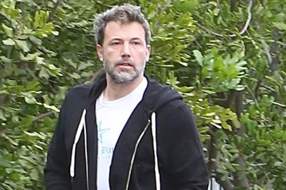 Ben Affleck kembali ke rumah setelah perawatan dari ketergantungan alkohol di pusat rehabilitasi