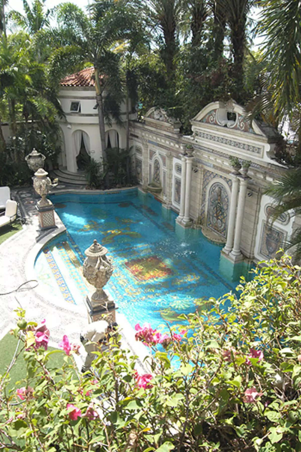 Luxuoso Mansion Janni Versace em Miami é colocado à venda 99494_11